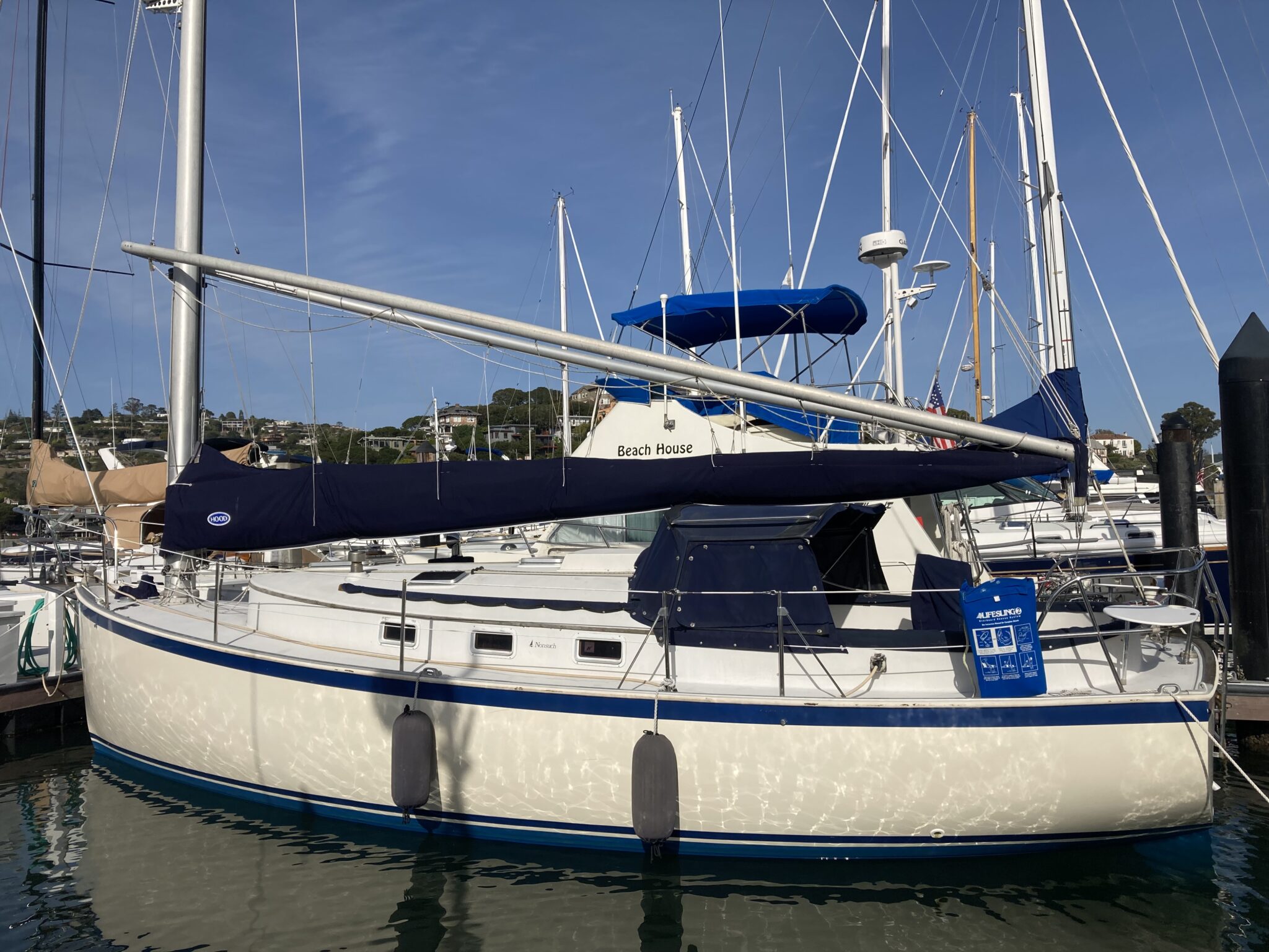 1987 Nonsuch 30 ULTRA - California Maritime Academy Foundation Yacht ...